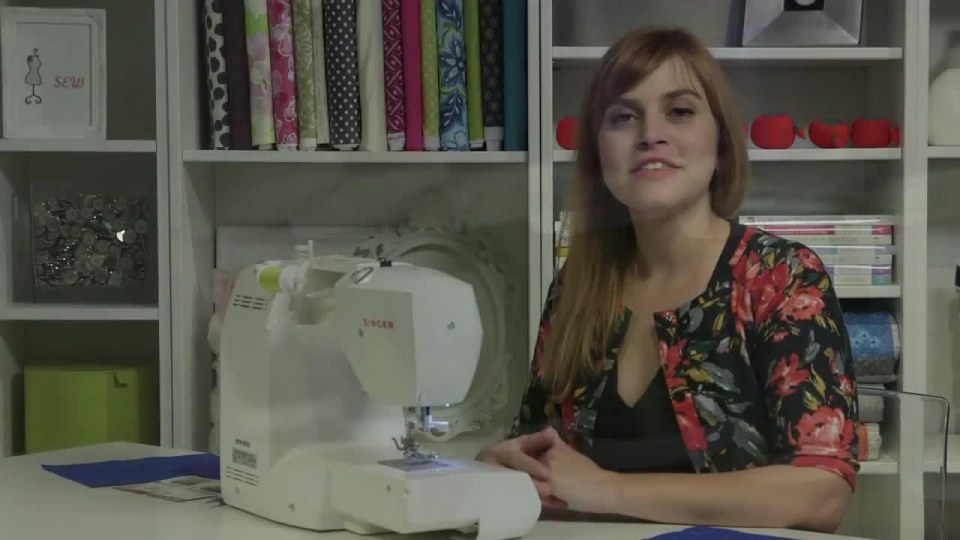 SINGER® 5400 Sew Mate Computerized Sewing Machine with 154 Stitch ...