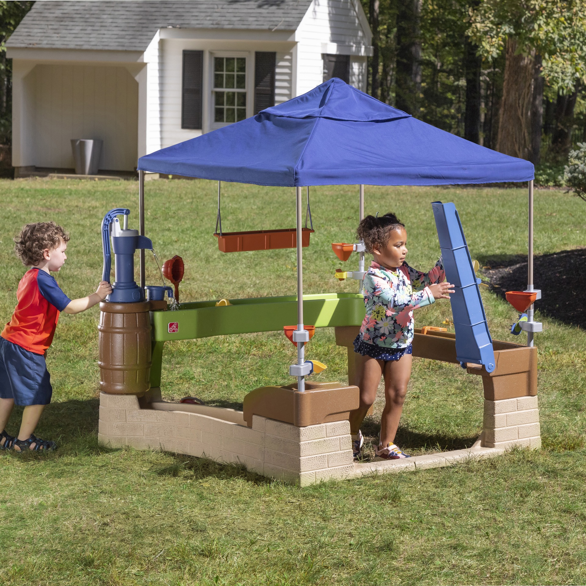 Step2 Pump & Splash Shady Oasis Water Activity Center - Home Smart Camera