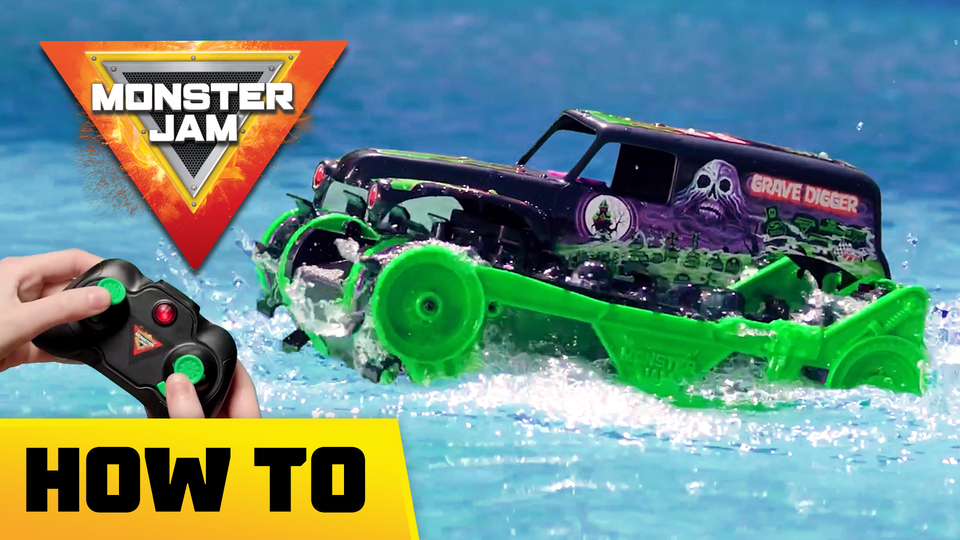 Monster Jam, Grave Digger Trax All-Terrain Remote Control Outdoor ...
