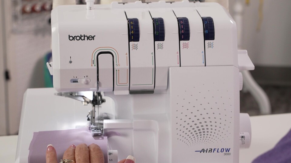Brother Innov-ís AIRFLOW 3000 Jet-Air Serger with One-Touch Looper Threading - Walmart.com