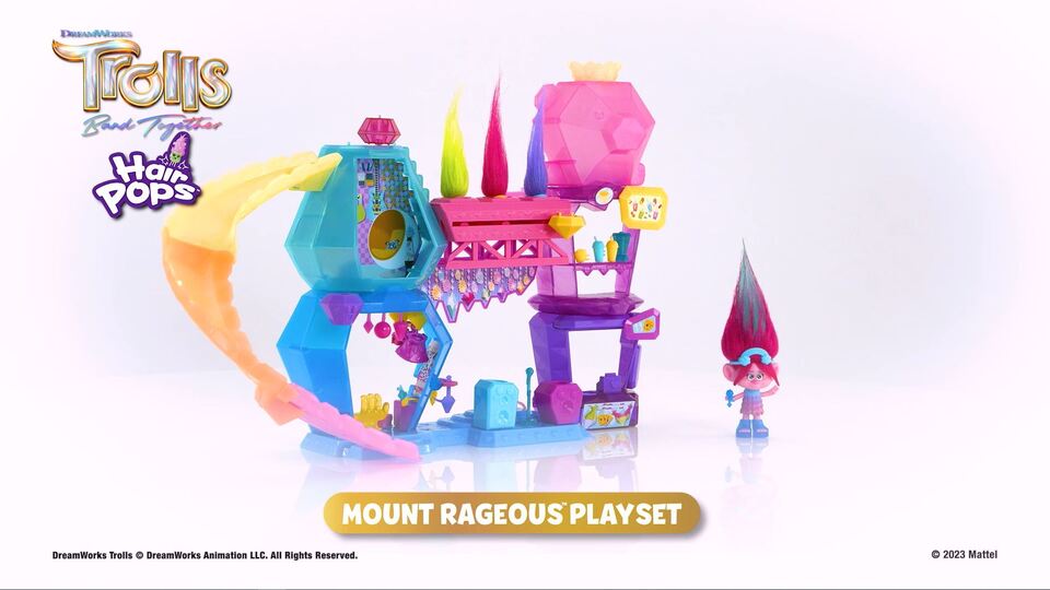 DreamWorks Trolls Band Together Playset - Mount Rageous with Queen ...
