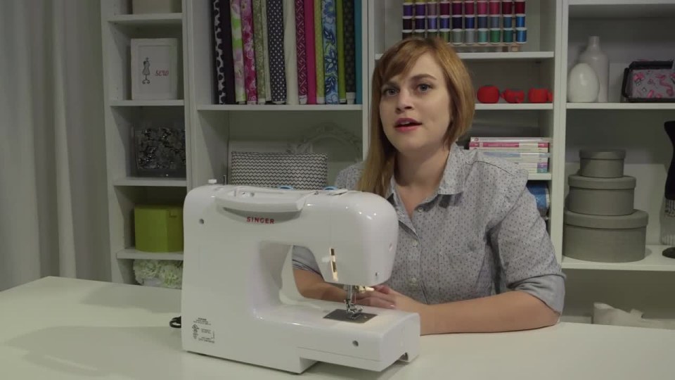 SINGER® Simple™ 2263 Sewing Machine with 97 Stitch Applications ...