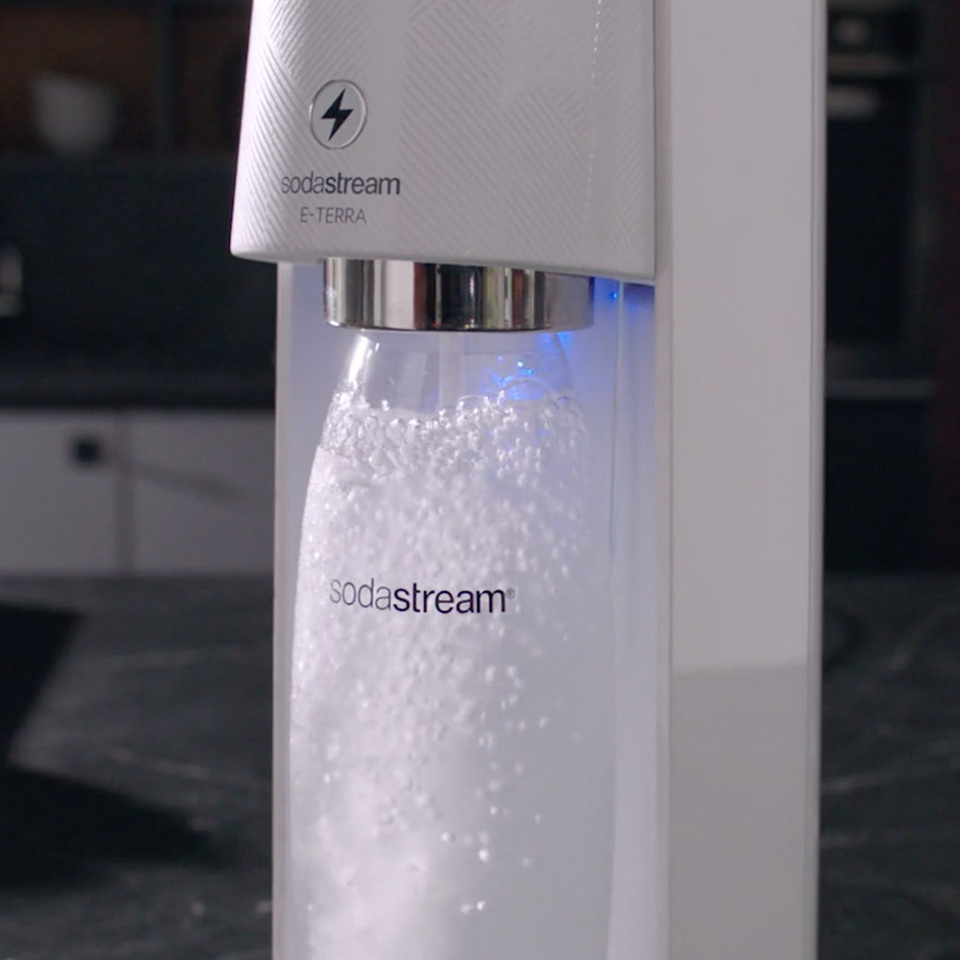 SodaStream E-TERRA Sparkling Water Maker with CO2 and Carbonating Bottle - Walmart.com