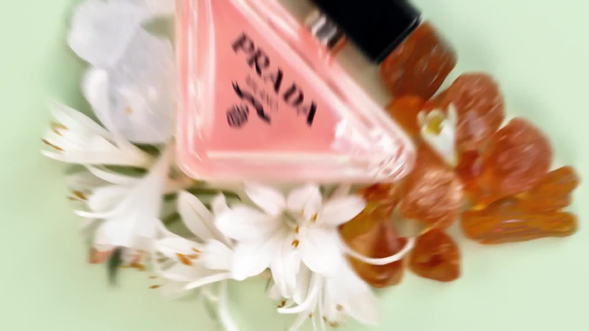 Prada - 3.0 oz Paradoxe Eau de Parfum | Ulta Beauty