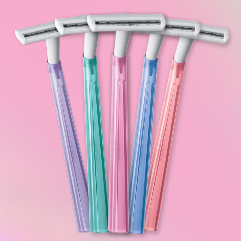 BIC Silky Touch Women's Disposable Razor, Twin Blade, 40 Count ...