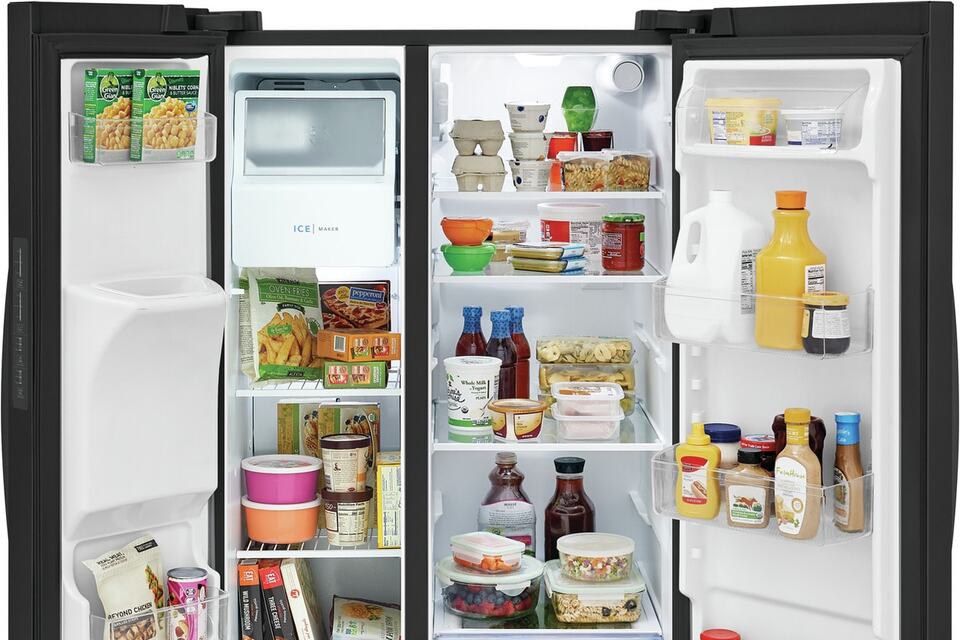 Frigidaire 25.6 cu ft Side-by-Side Refrigerator with Automatic Defrost ...