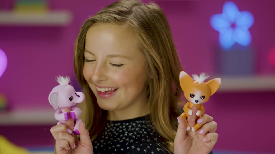 WowWee Fingerlings New Interactive Purple & Blue Baby Fox, Sarah ...