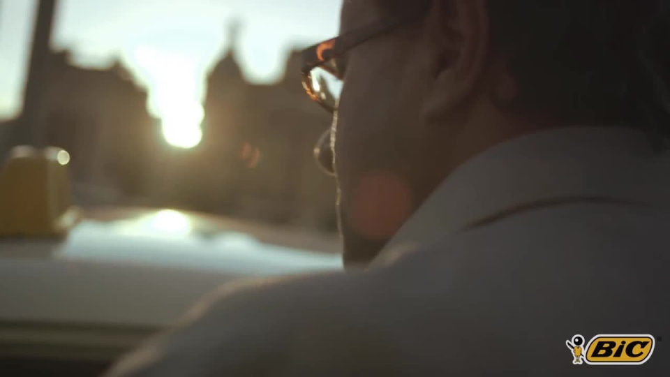 Bic Ultra Round Stic Grip Ball Pens Medium Point 8 Count Black ...