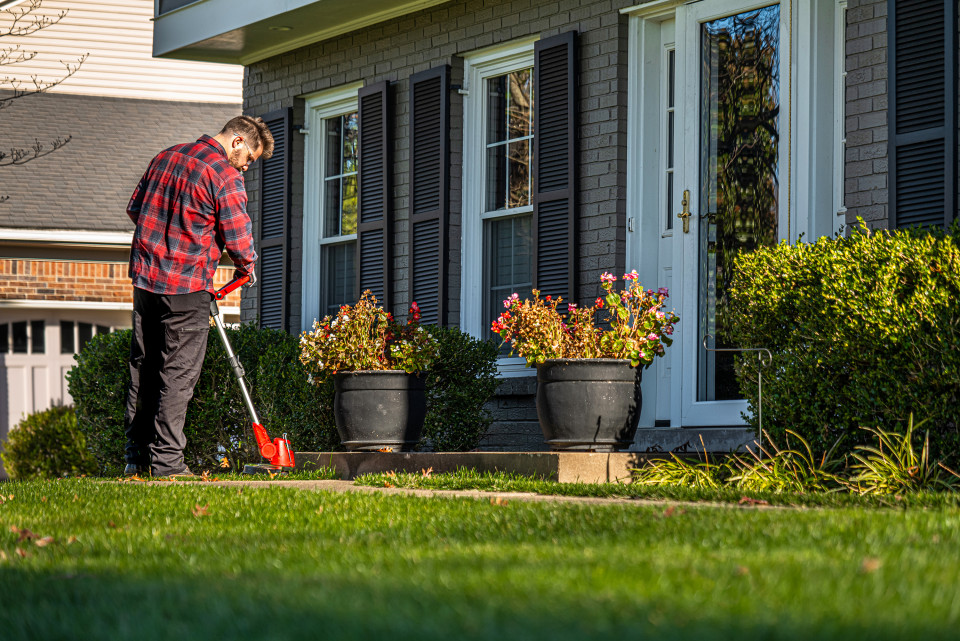 Free Shipping! Hyper Tough Cordless 20V MAX String Trimmer, 13-inch ...