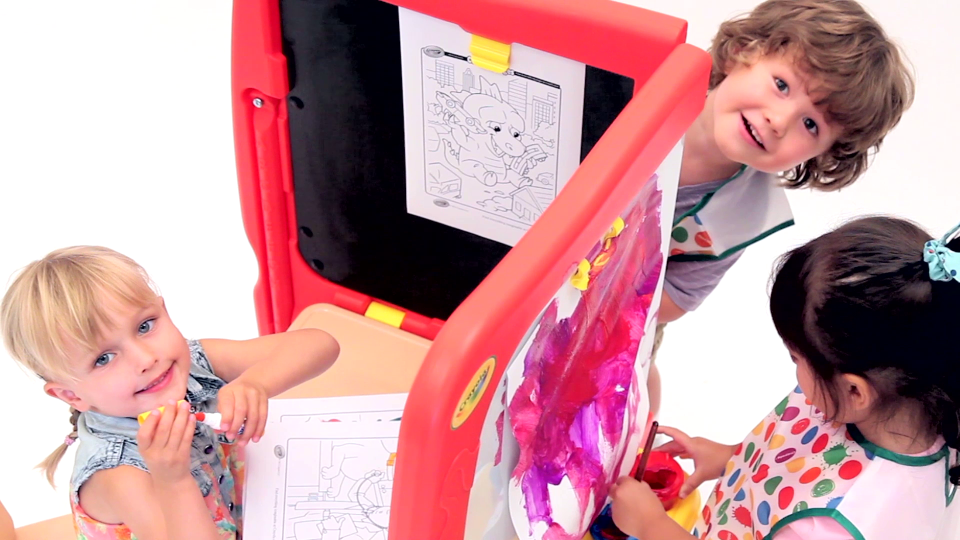 Crayola Super Duper Art Studio Easel and Desk With Chair - Walmart.com